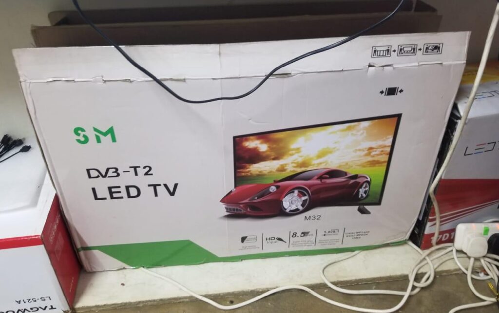 Solarmax 32" LED TV Ac/Dc - IMAKART